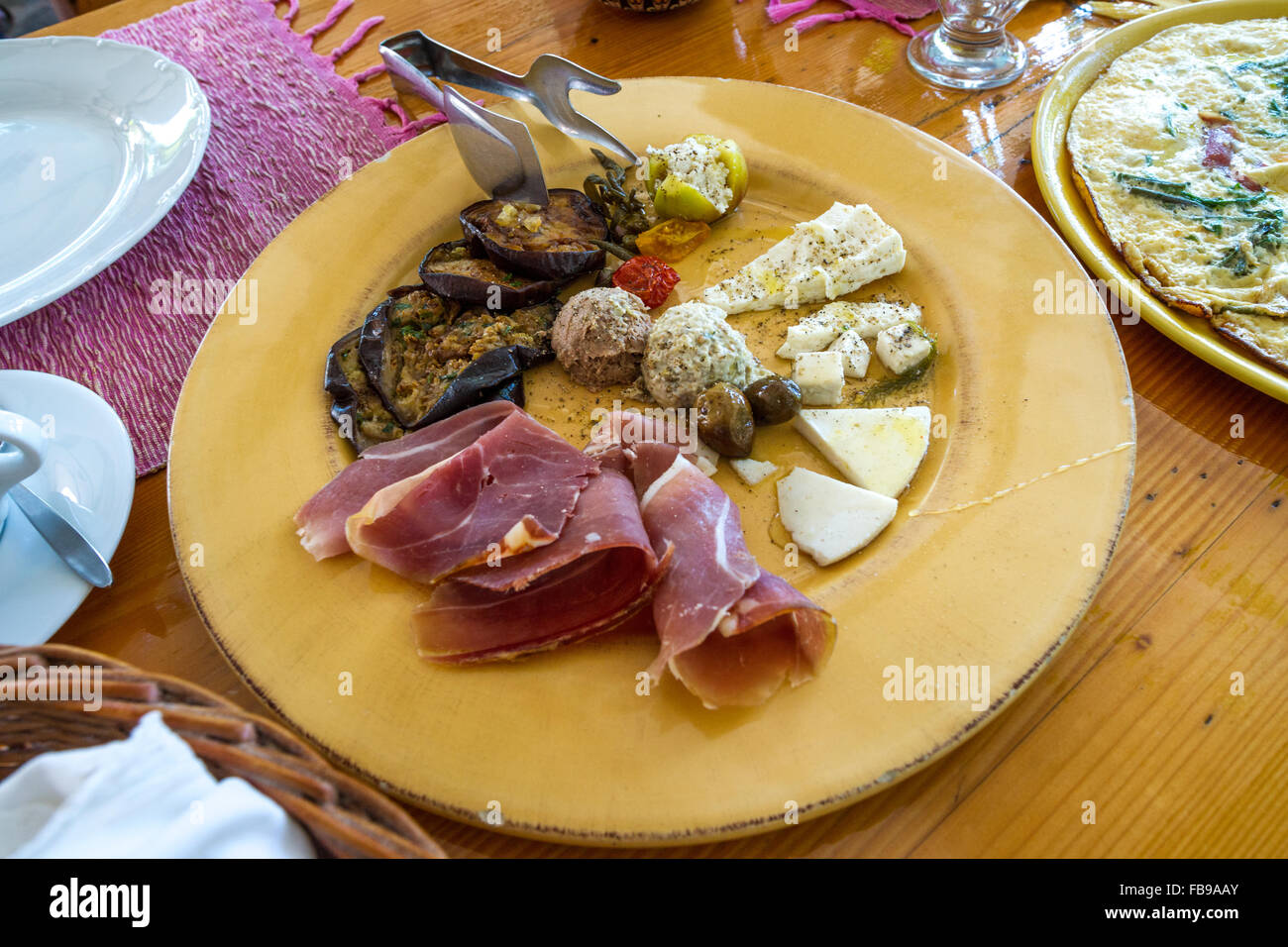 Mixed starter plate hi-res stock photography and images - Alamy