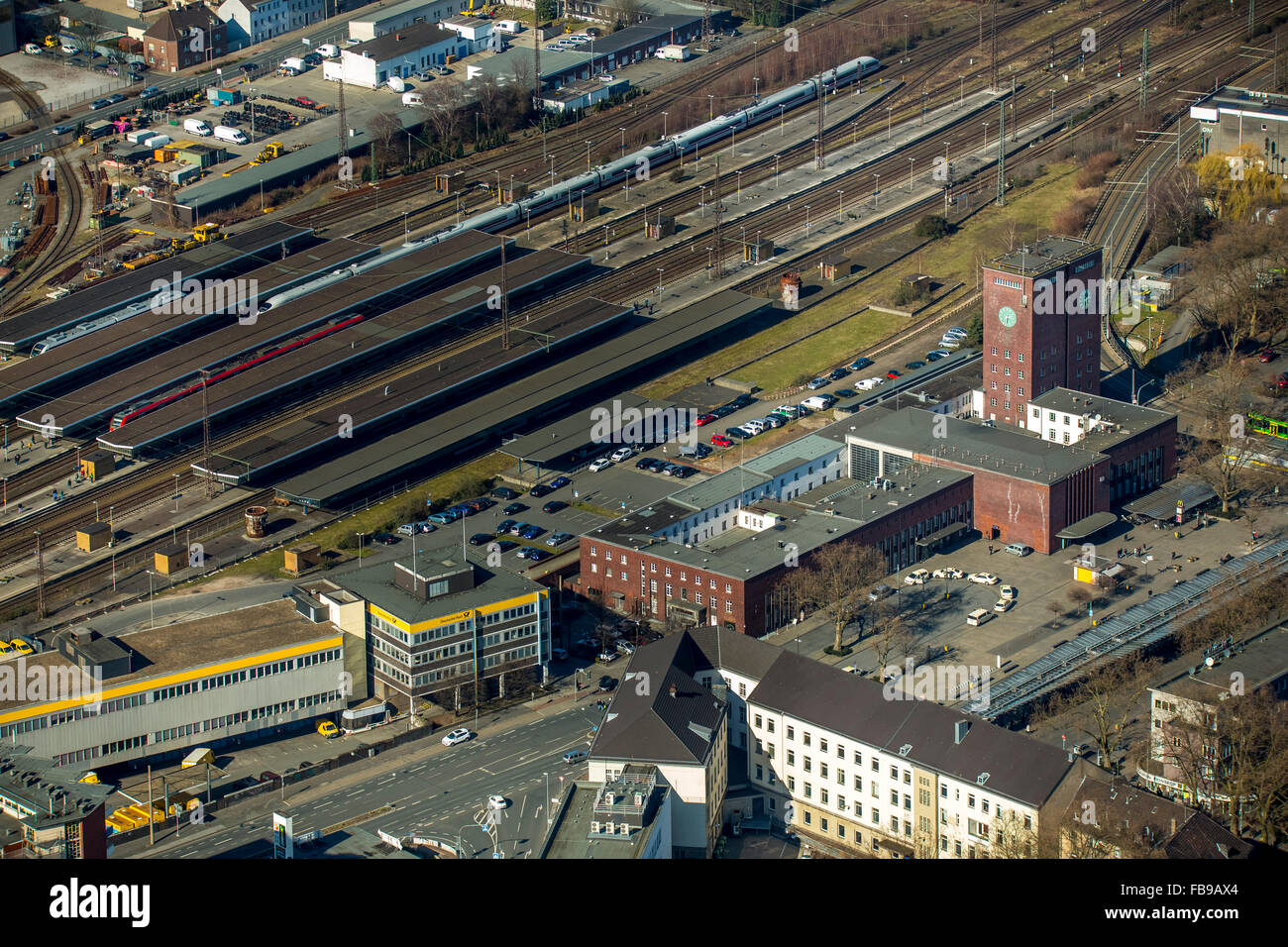 Aerial view, Hauptbahnhof Oberhausen, renewed building is one of the ...