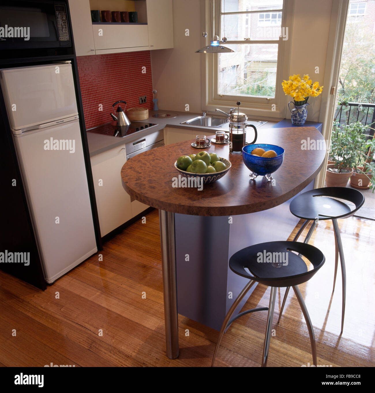 Burr walnut hi-res stock photography and images - Alamy