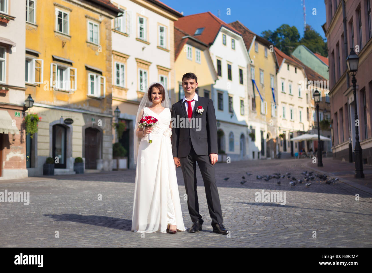 Beautiful wedding couple Stock Photo - Alamy