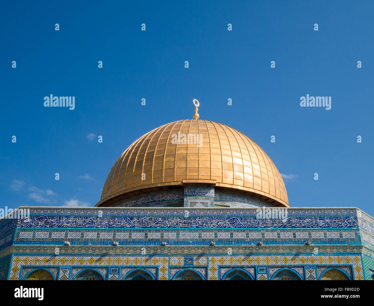 Golden dome hi-res stock photography and images - Alamy