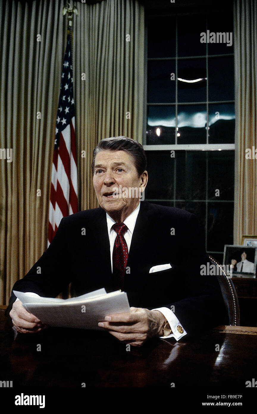 Washington. DC., USA, 2nd February, 1988 President Ronald Reagan ...