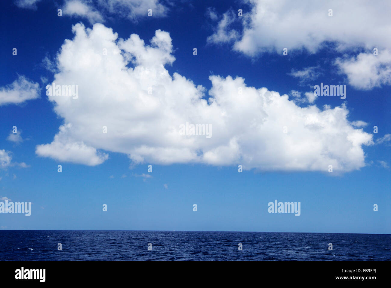 Blue ocean in Mauritius, Africa Stock Photo - Alamy