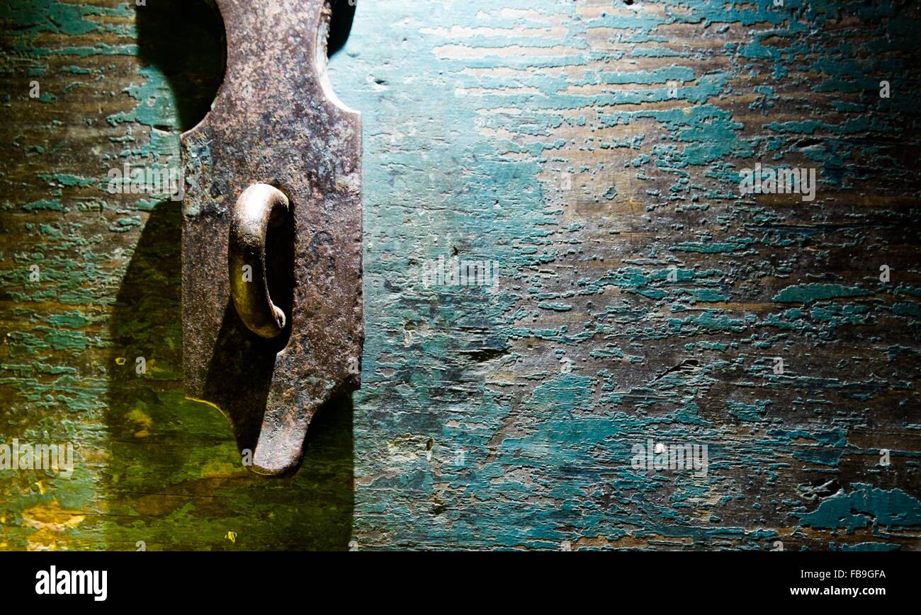 Night latch lock hi-res stock photography and images - Alamy