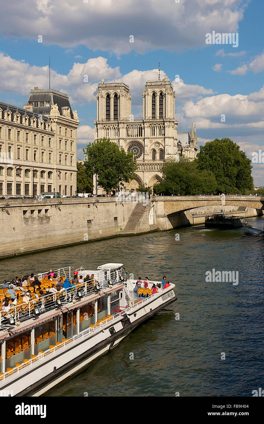 Notre Dame and River Seine in Paris, France Stock Photo - Alamy