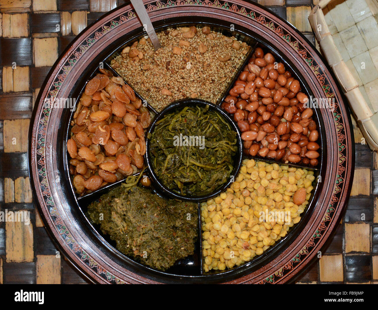 Traditional Burmese Lahpet salad is made out of pickled ( fermented ...