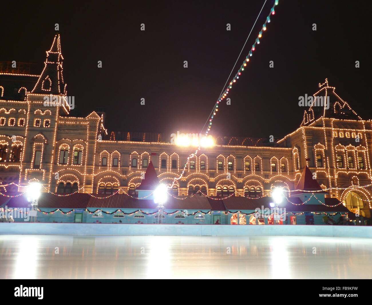 skating-rink on red square in moscow at winter night Stock Photo - Alamy