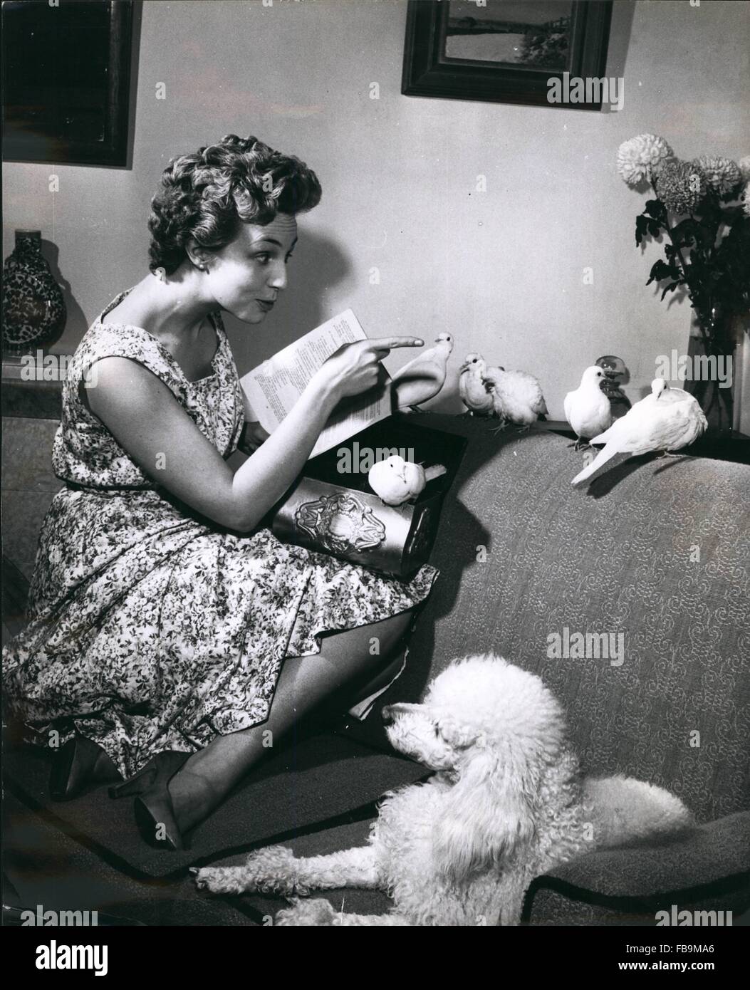 1962 - Claudine And Her Doves: The famous lady magician gets in some ...