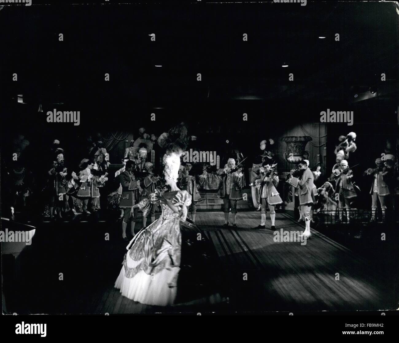 1962 - Lido Nightclub Paris - Bluebell Girls elegant pleasures at ...