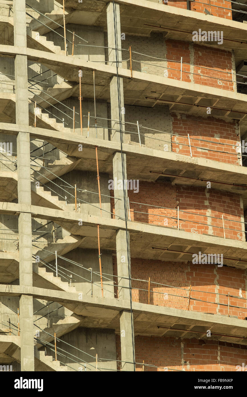 Unfinished concrete structure of a high rise building Stock Photo - Alamy