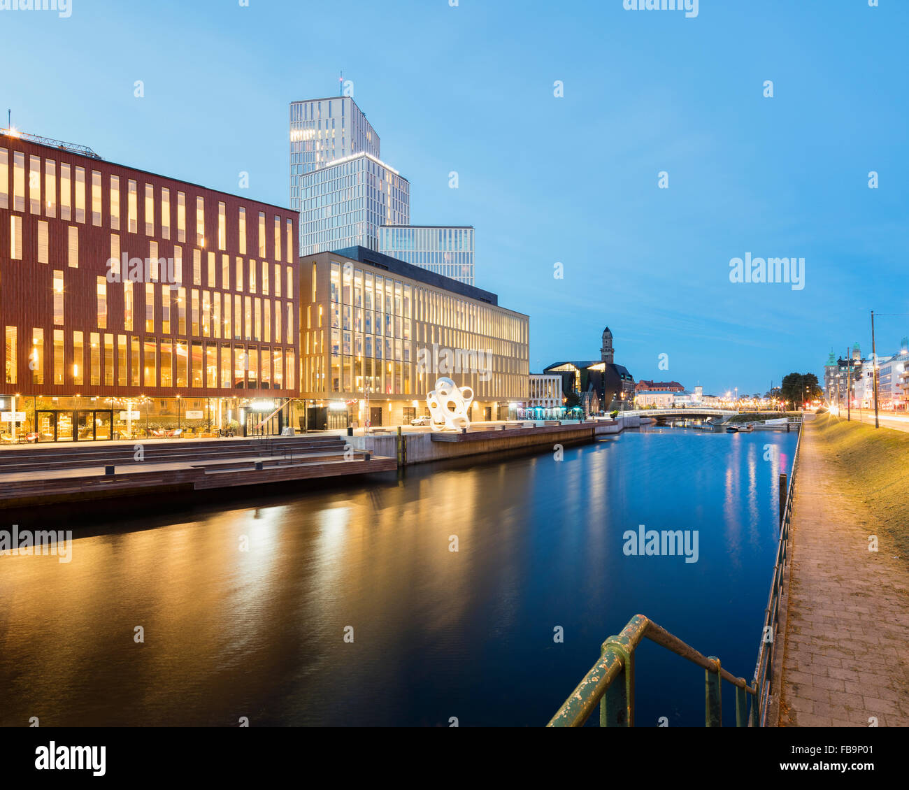 Live by night european hi-res stock photography and images - Alamy