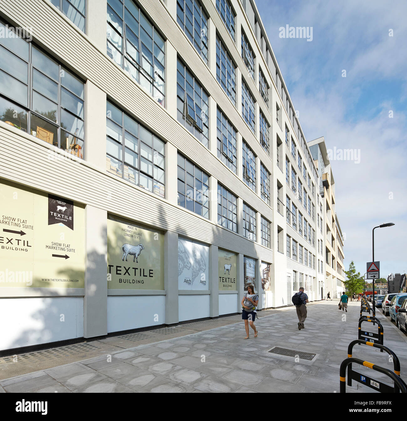 Industrial street in london hi-res stock photography and images - Alamy