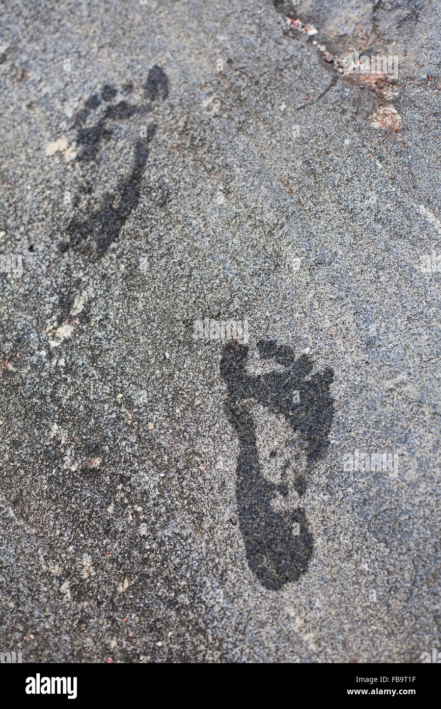 Wet footprint on rock hi-res stock photography and images - Alamy