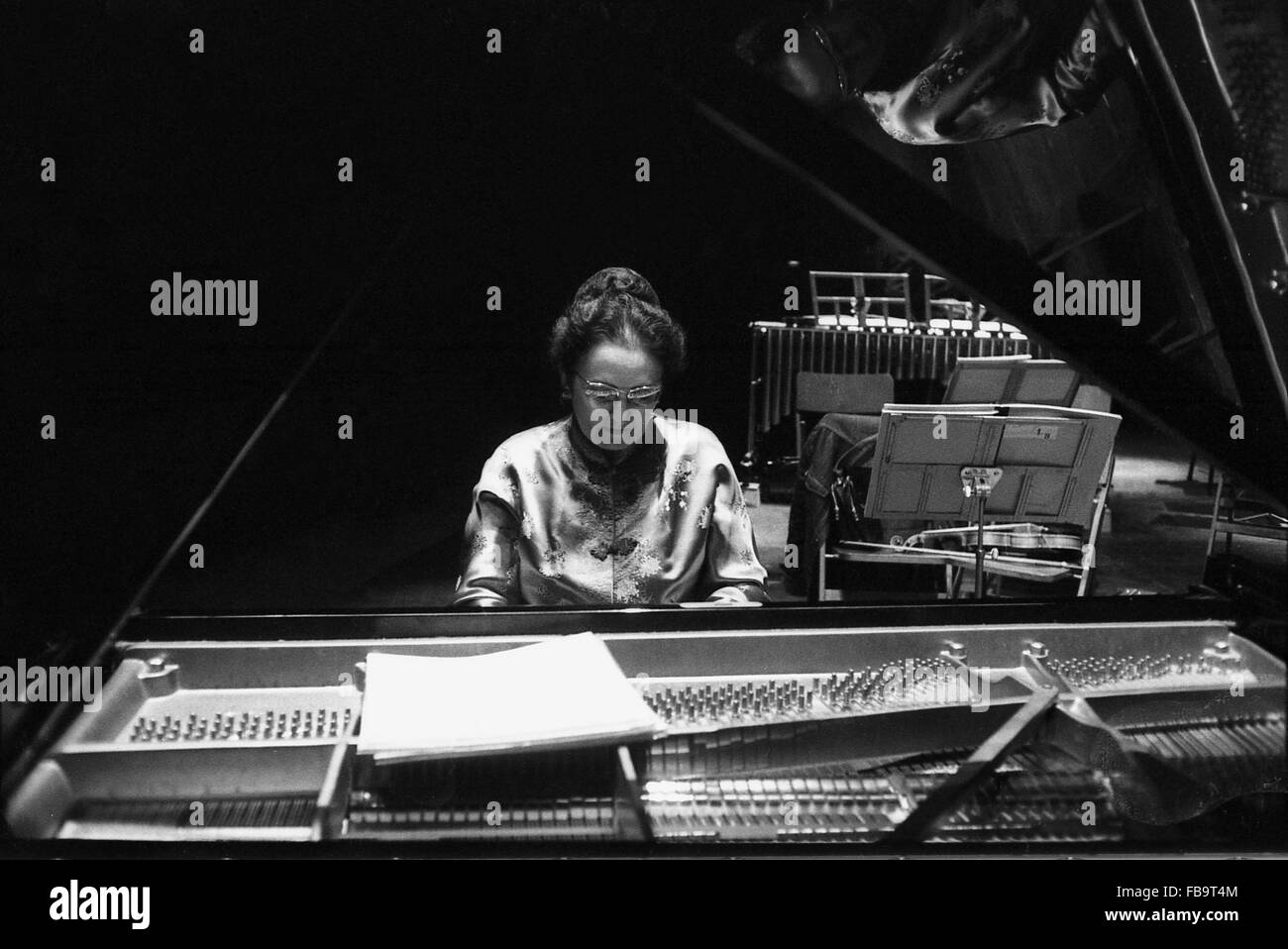 Paris theatre de la Black and White Stock Photos & Images - Alamy