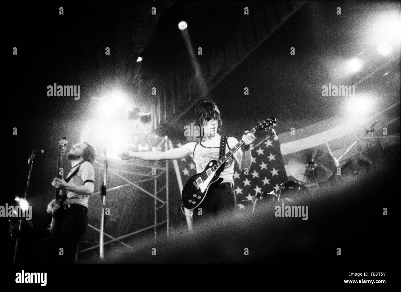 Jeff beck 1973 hi-res stock photography and images - Alamy