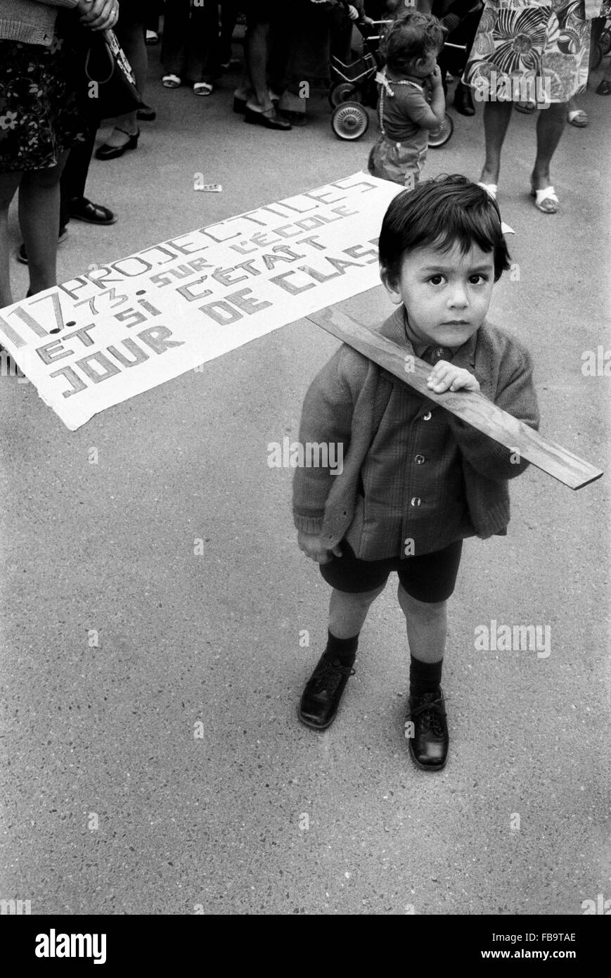 1968 france slogan hi-res stock photography and images - Alamy