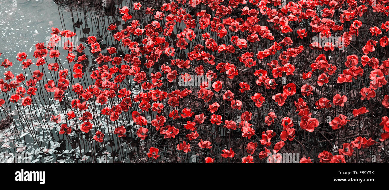 Poppy sculpture hi-res stock photography and images - Alamy