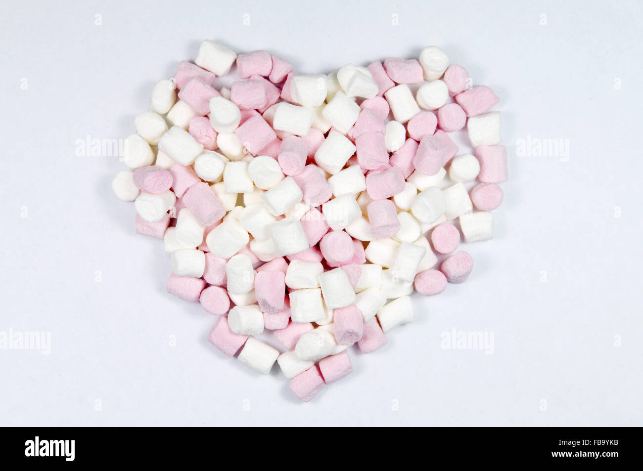 Heart marshmallows hi-res stock photography and images - Alamy