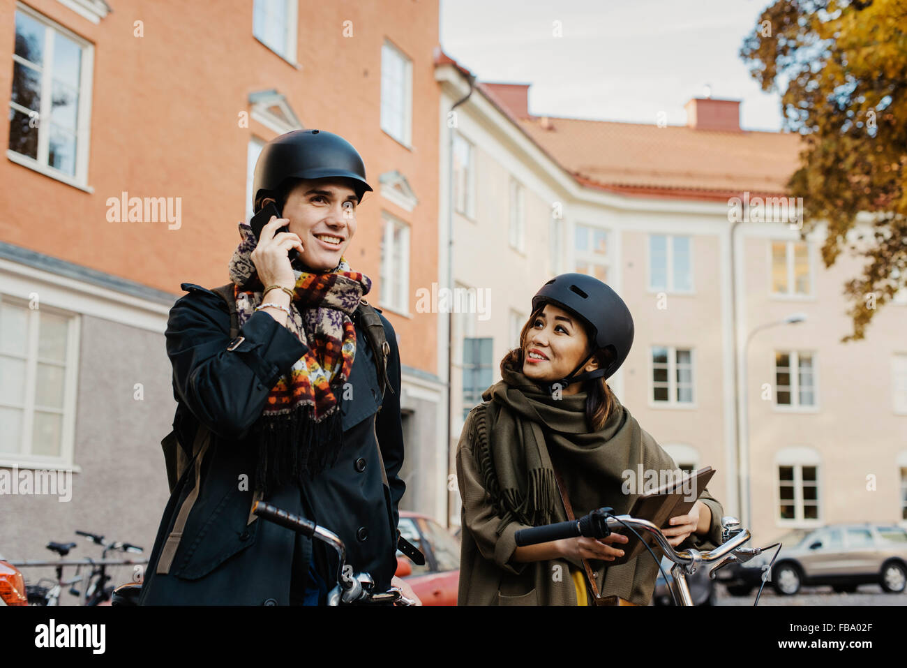 Two people hi-res stock photography and images - Alamy