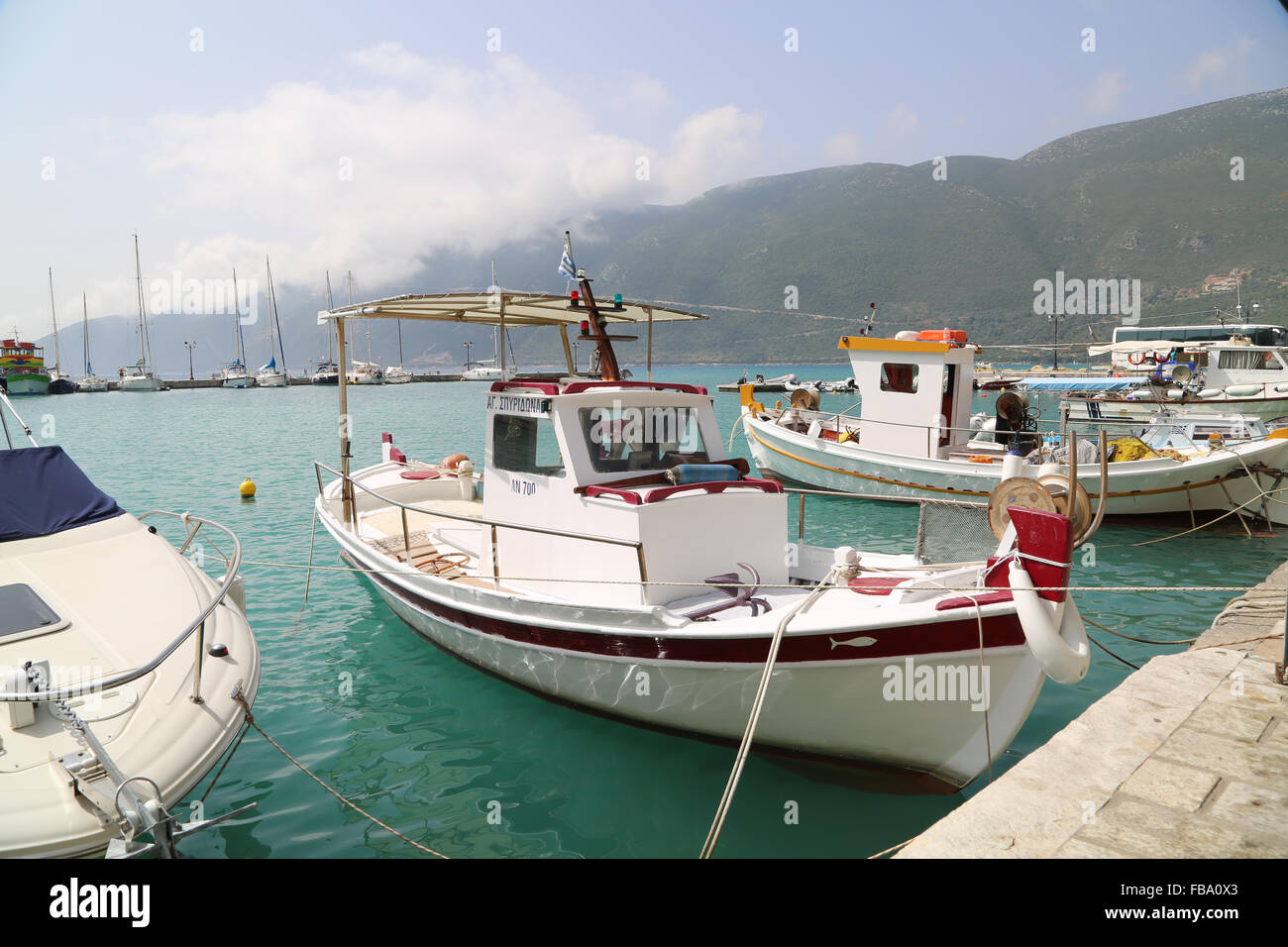Traditional greek fishing boat hi-res stock photography and images - Alamy