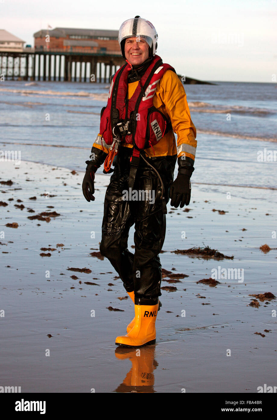 Lifeboat crew hi-res stock photography and images - Alamy