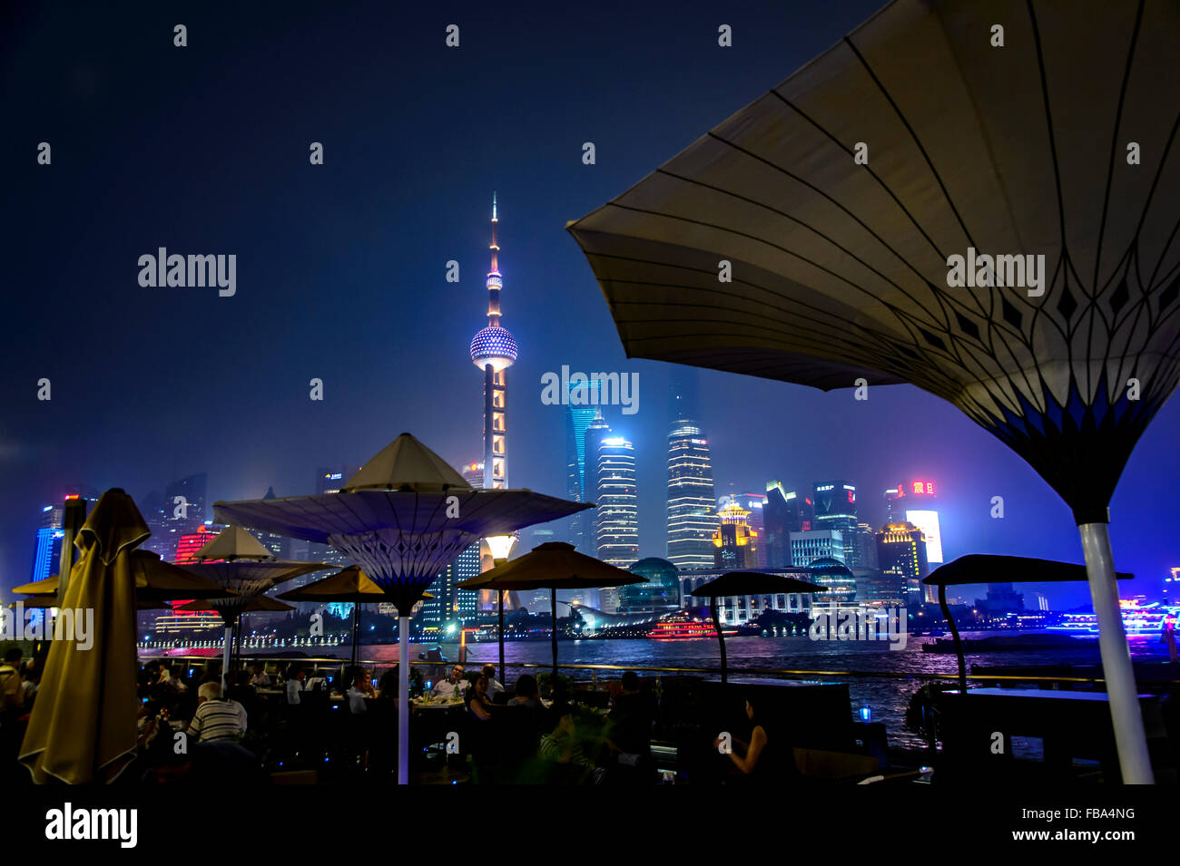 China, Shanghai, Outdoor restaurants at night Stock Photo - Alamy