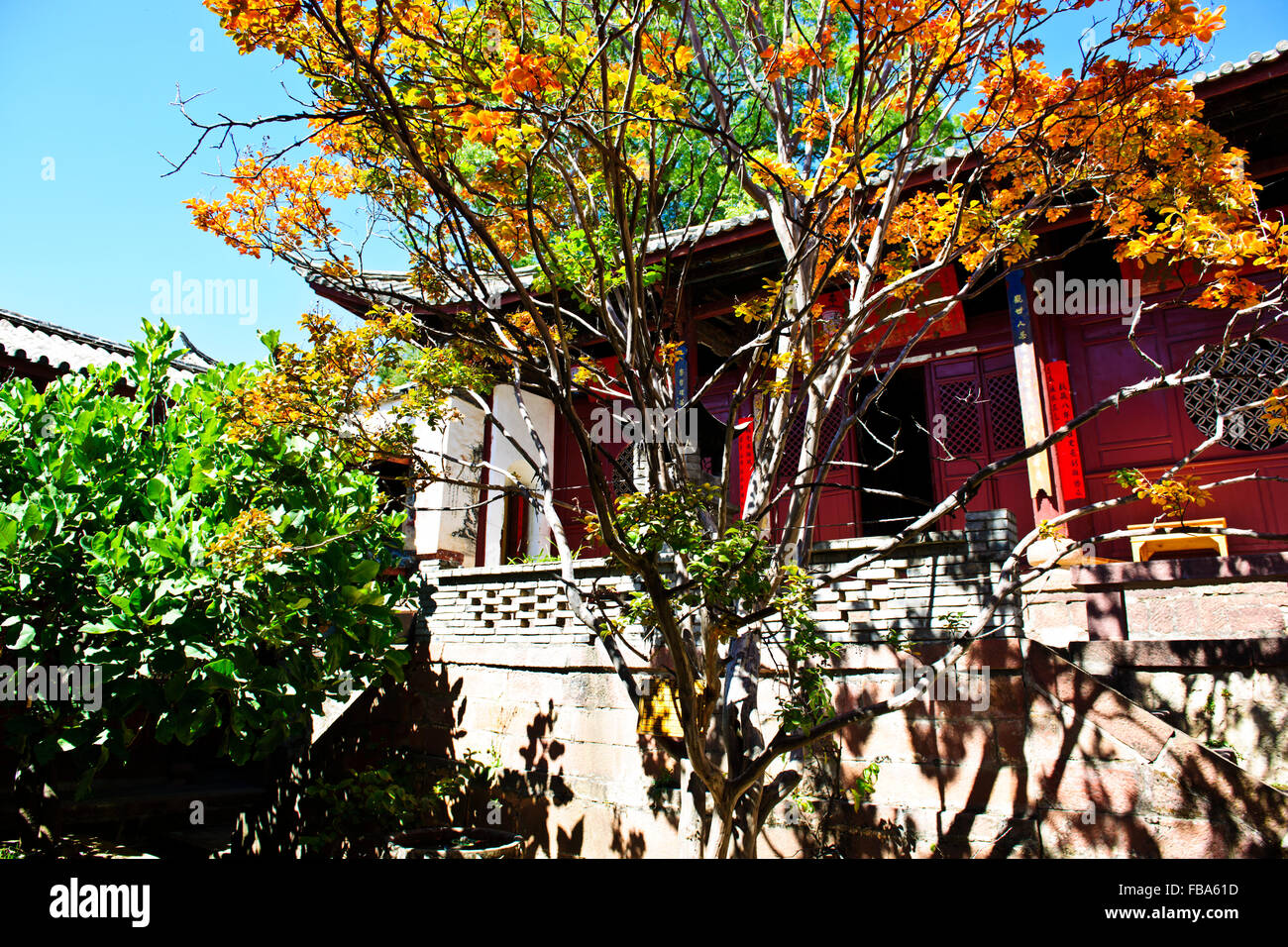 Buddhist shizhong temples hi-res stock photography and images - Alamy