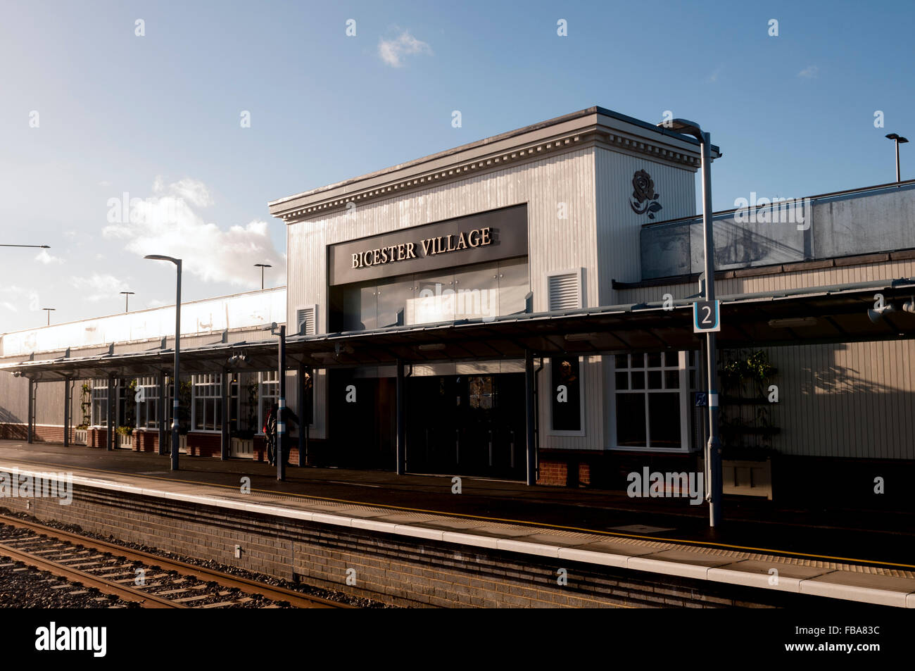 Bicester village railway station oxfordshire hi-res stock photography ...