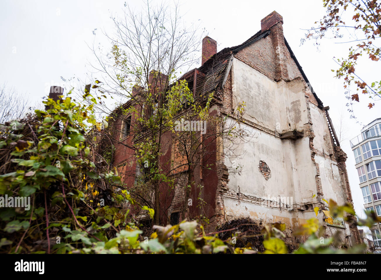 Ruins of an abandoned brick building Stock Photo - Alamy