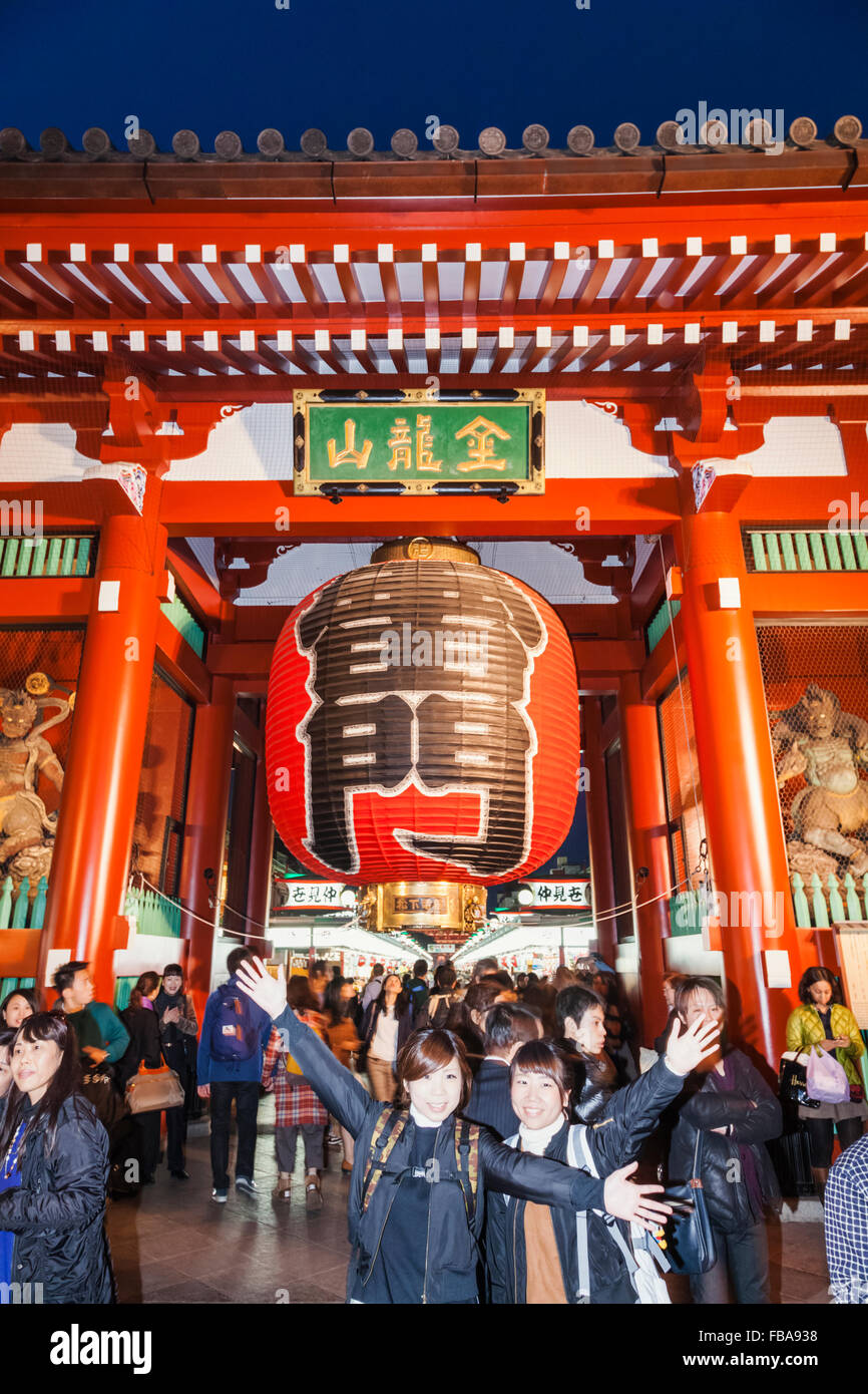 Japan, Honshu, Tokyo, Asakusa, Sensoji Temple aka Asakusa Kannon Temple ...