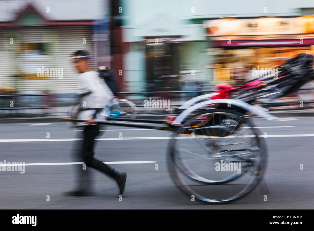 Rickshaw runner hi-res stock photography and images - Alamy