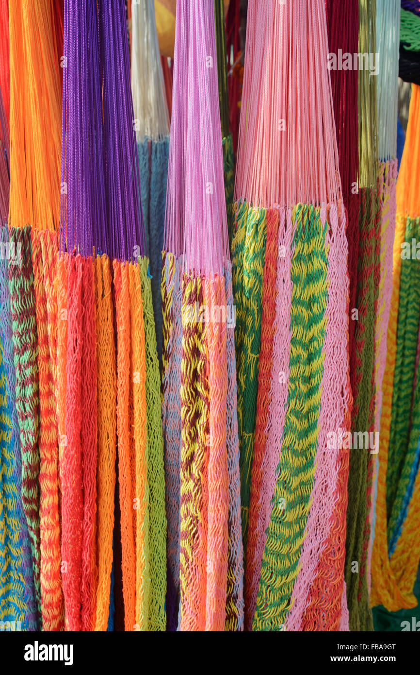 Colourful hammocks on sale at Anjuna's Wednesday flea market, Anjuna ...