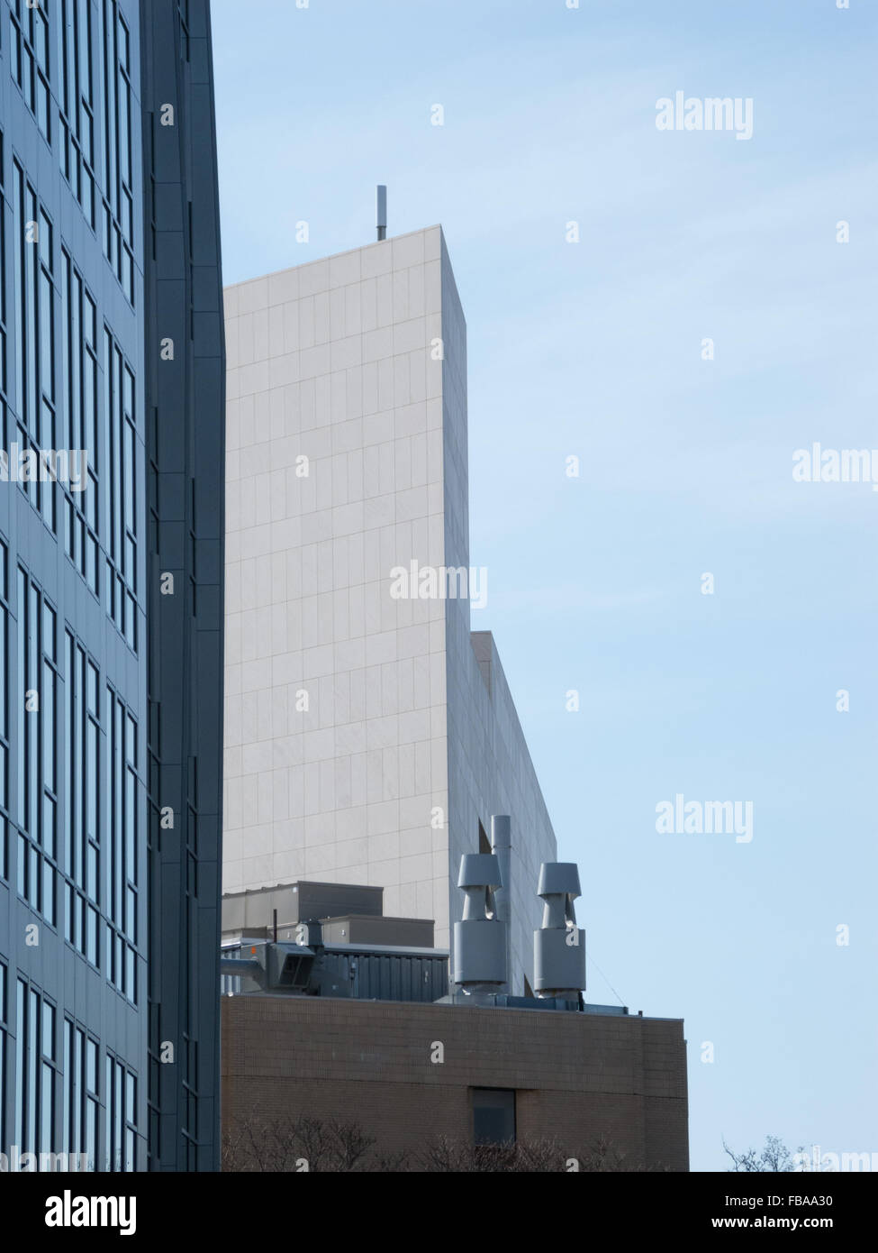MIT's Building 46, the Brain and Cognitive Sciences Center Stock Photo ...