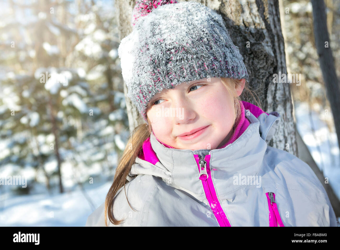 Child portrait winter tree snow hi-res stock photography and images - Alamy