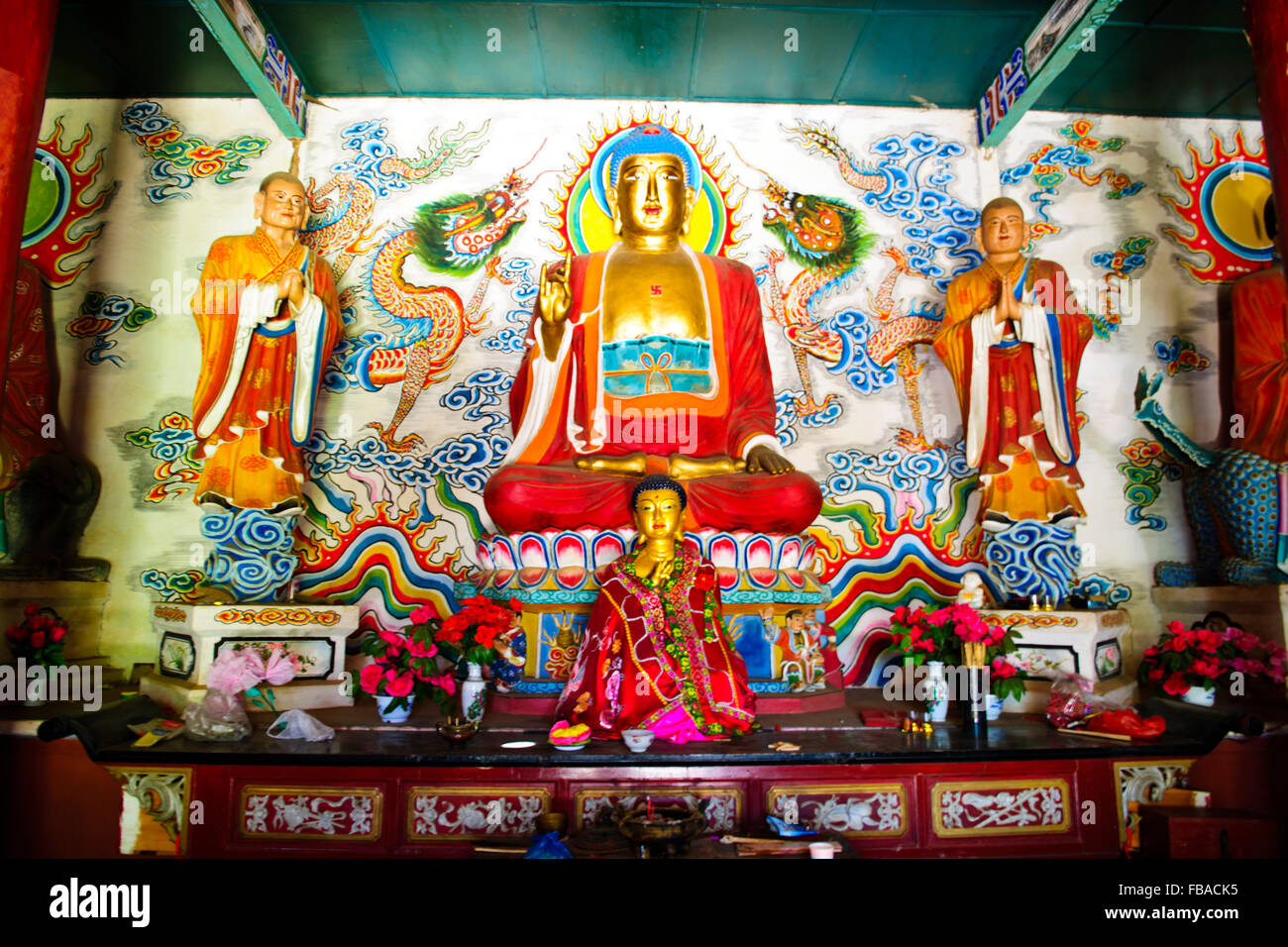 Buddhist shizhong temples hi-res stock photography and images - Alamy