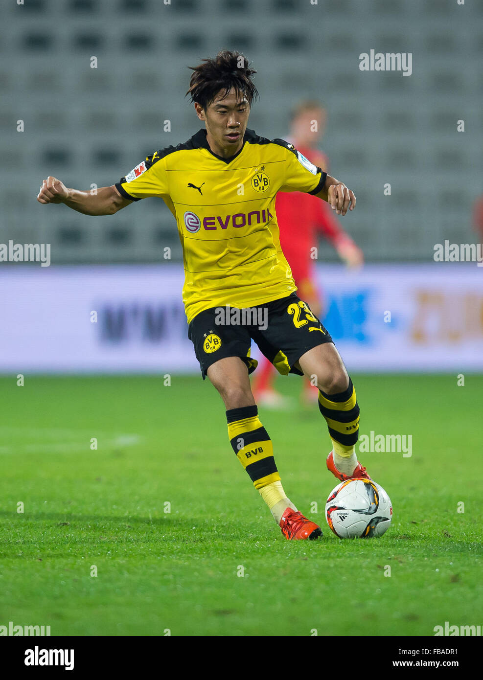 Dubai, UAE. 12th Jan, 2016. Dortmund's Shinji Kagawa in action during ...