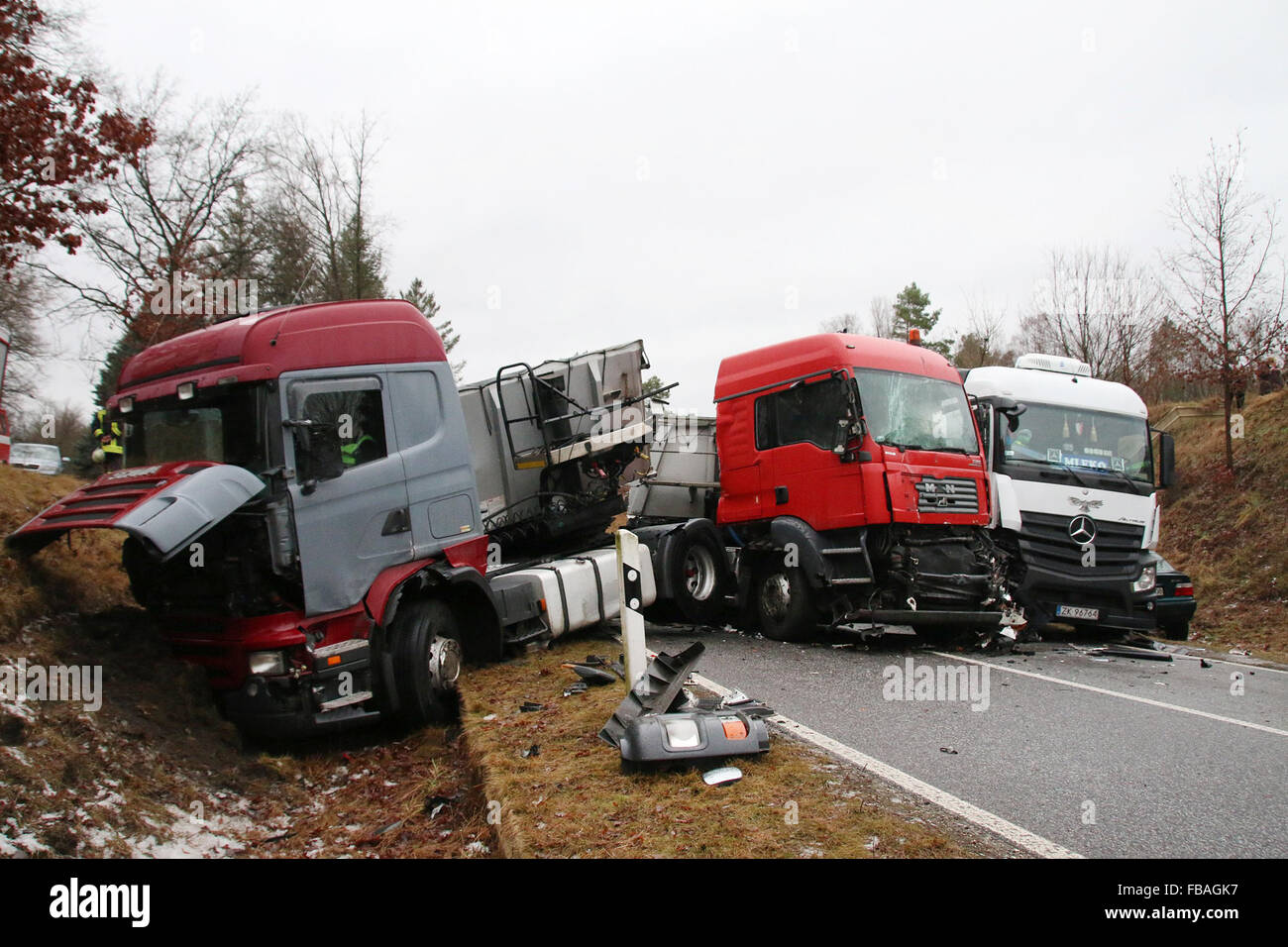 Krauschwitz, Germany. 13th Jan, 2016. Several trucks have been involved ...