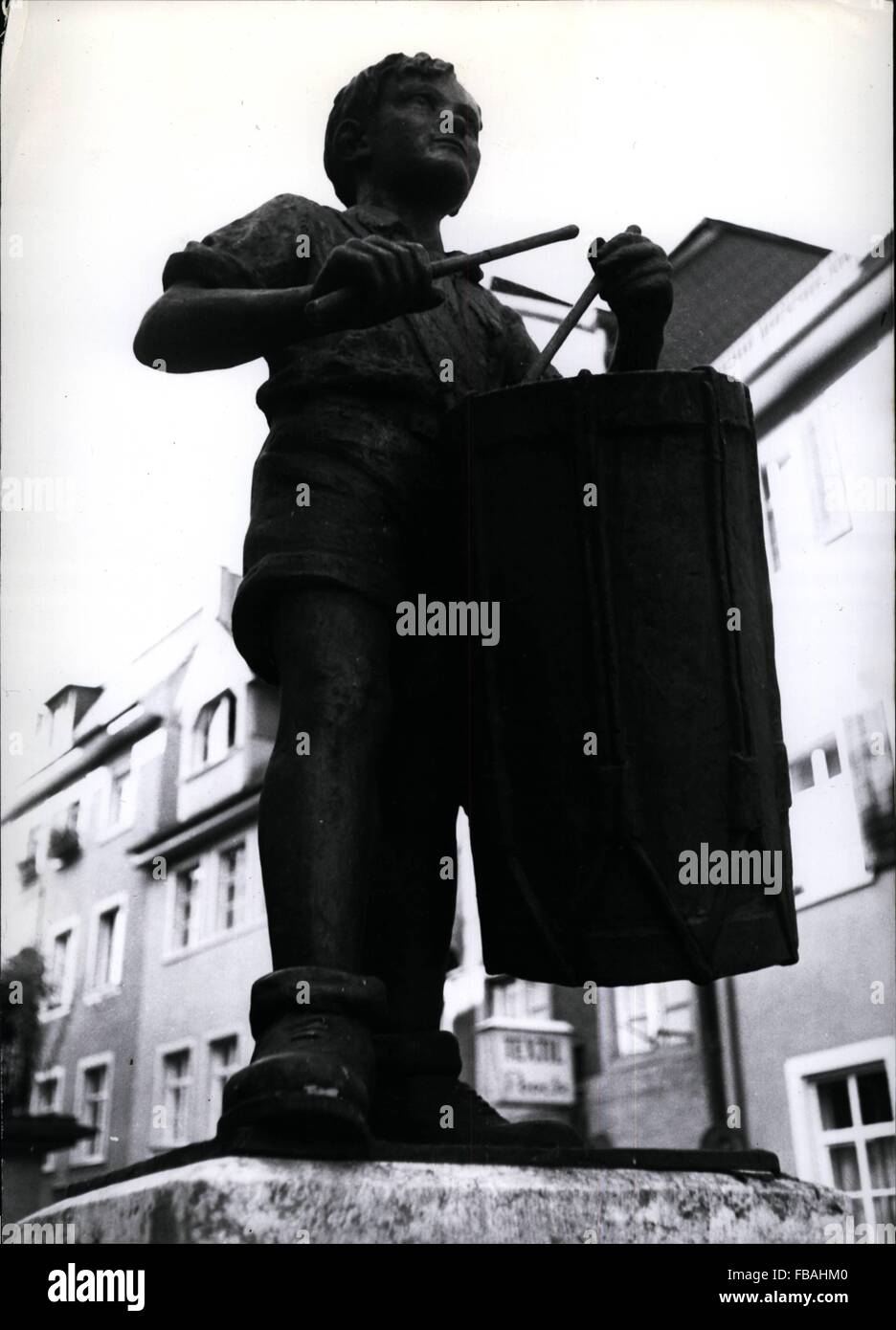 1968 - The little Armour boy'' Lindaw on the Bo © Keystone Pictures USA ...