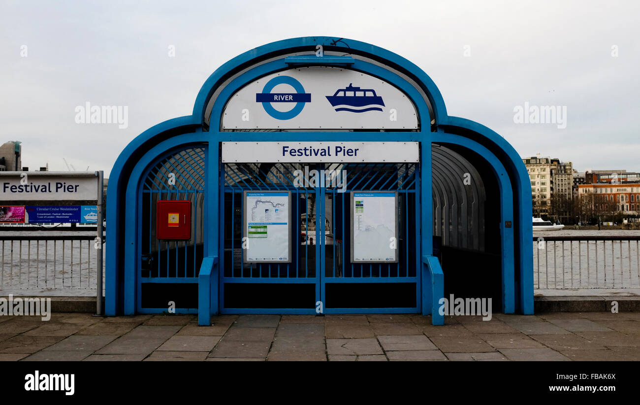 River Thames Pier Stock Photo - Alamy