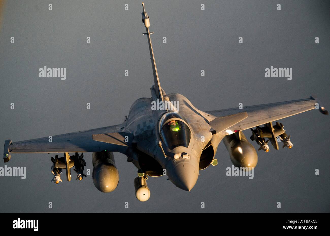 A French F-2 Rafale fighter jet during a mission over Iraq in support ...