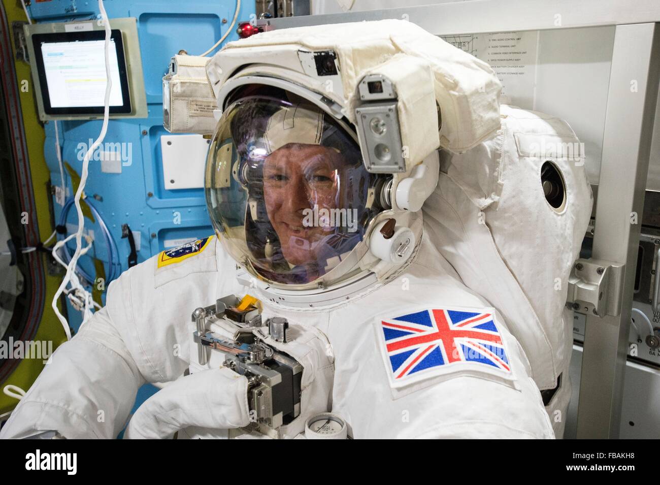 European Space Agency Expedition 46 astronaut Timothy Peake conducts a ...
