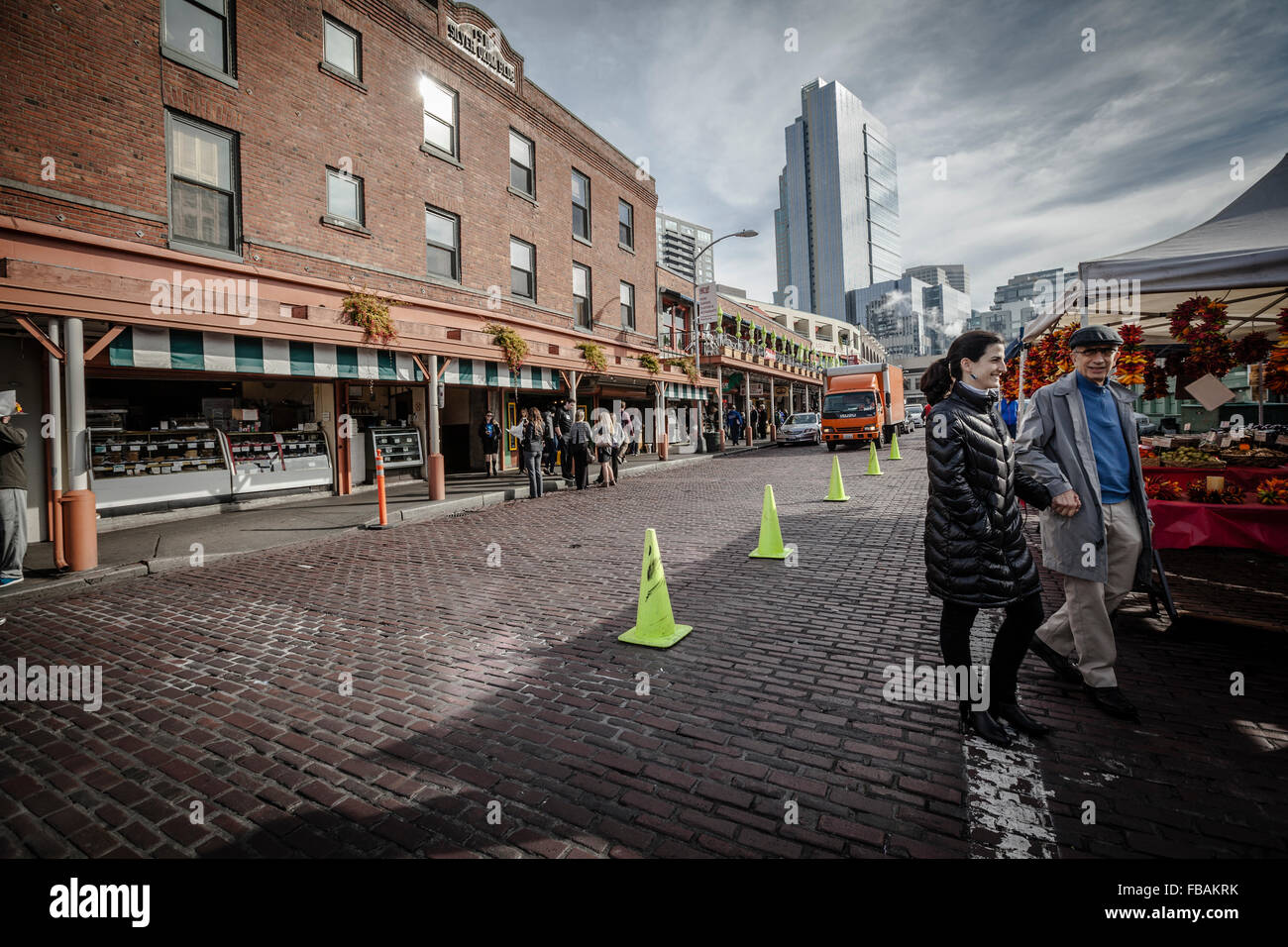 The Public Market Center also known worldwide as Pike Place Market in ...