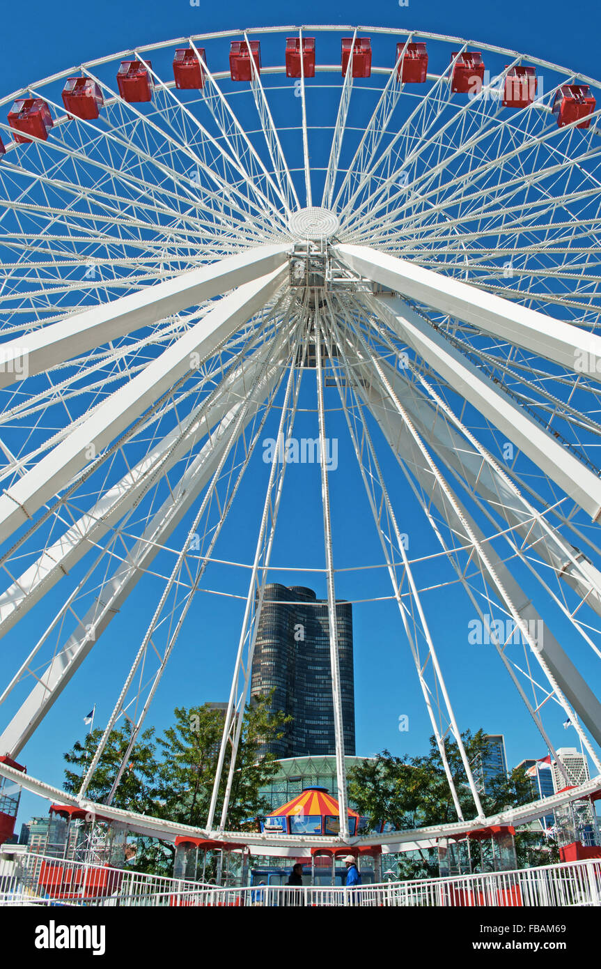 Chicago navy pier ferris wheel hi-res stock photography and images - Alamy