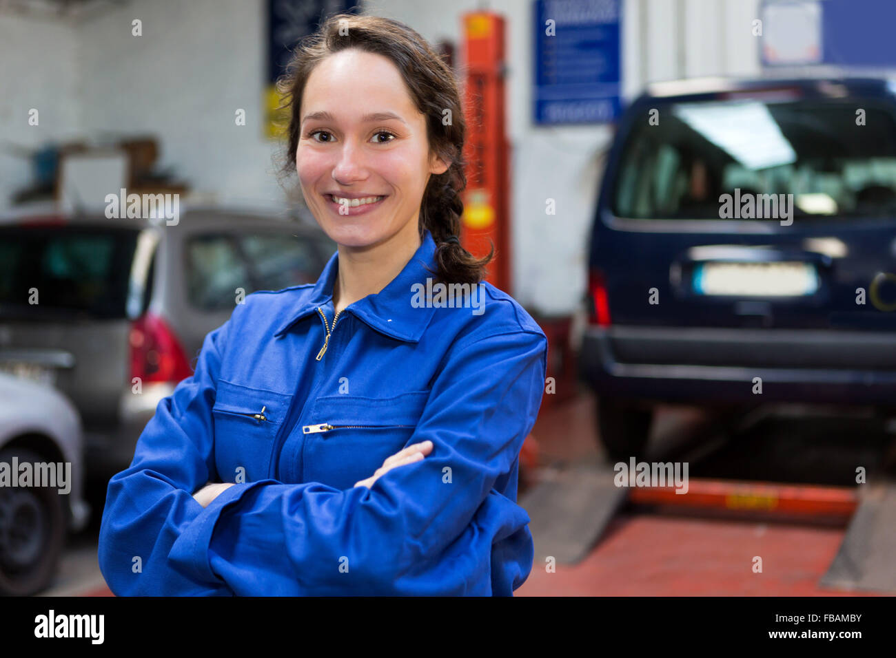 Mechanic woman working and man working hi-res stock photography and ...