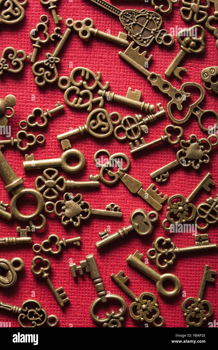 steampunk old vintage metal keys background Stock Photo - Alamy