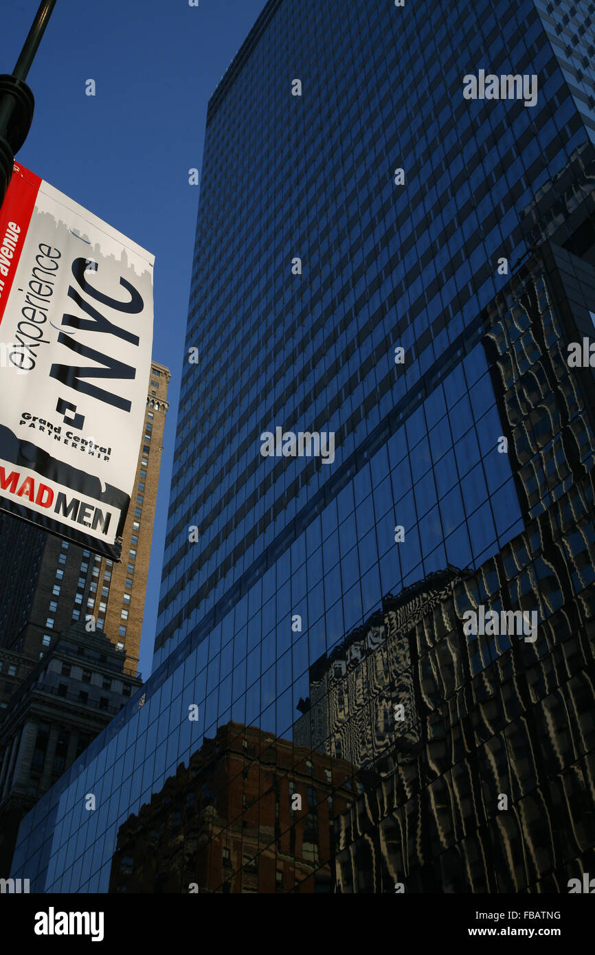 Manhattan Glass Skyscraper window reflection, NYC New York City USA ...