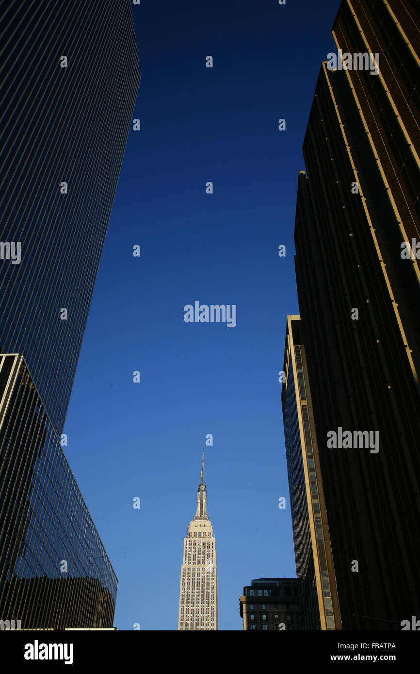 Empire State Building & One Penn Plaza & Madison Square Garden in clear ...