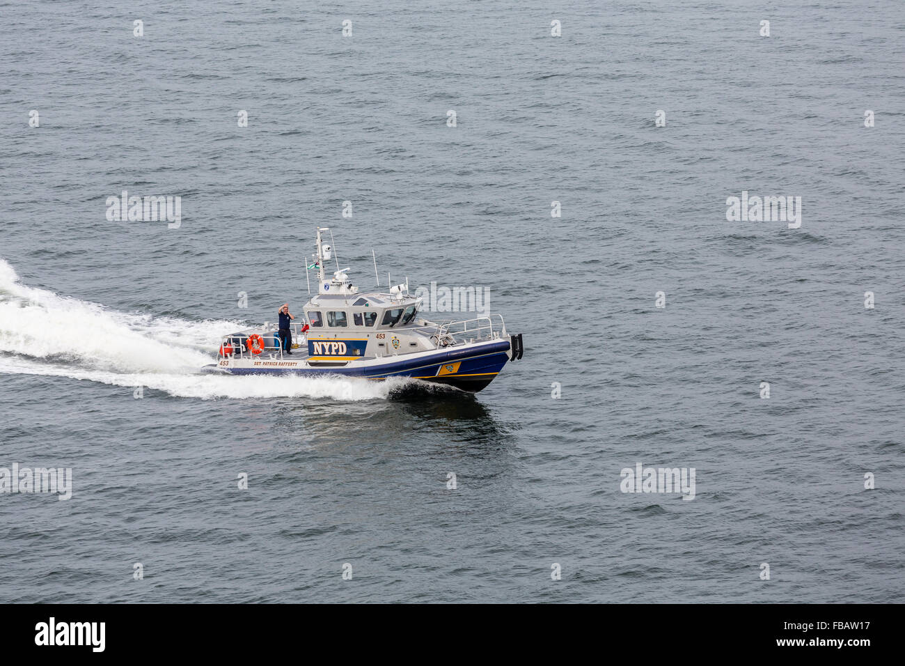 Police officer patrols new hi-res stock photography and images - Alamy