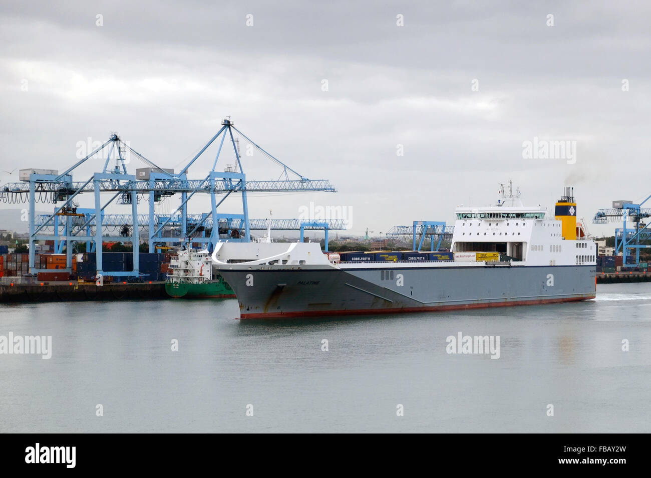 Ro ro ship not roro hi-res stock photography and images - Alamy