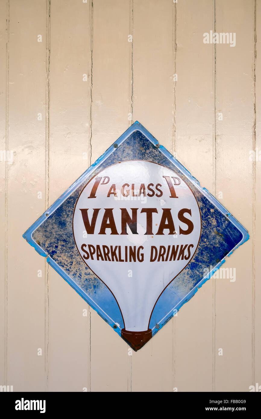 Old advertising sign at Sheffield Park Station Stock Photo - Alamy